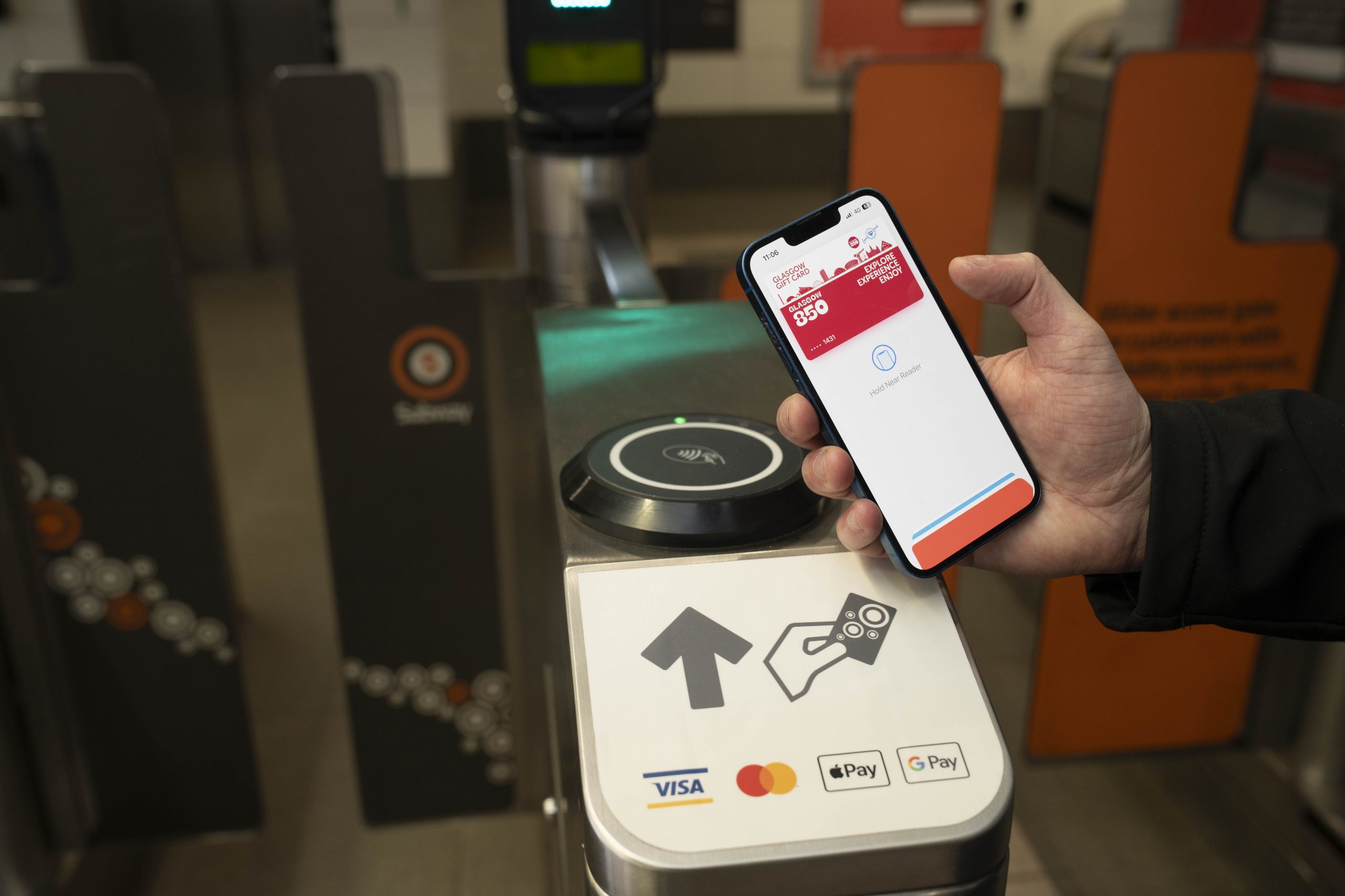 ‘Tap to pay’ with Glasgow Gift Card at Subway as new technology goes ...